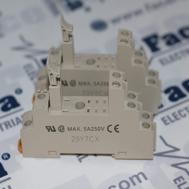 P2RF-08-E OMRON (RELE SOCKET: G2R-2-S) - Facersa